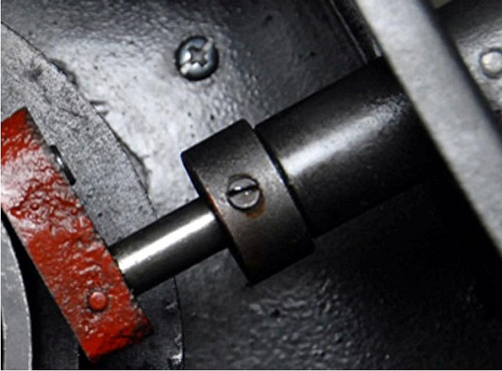 Smithy Granite Clutch and Driven Pulley Bearing Replacement ...